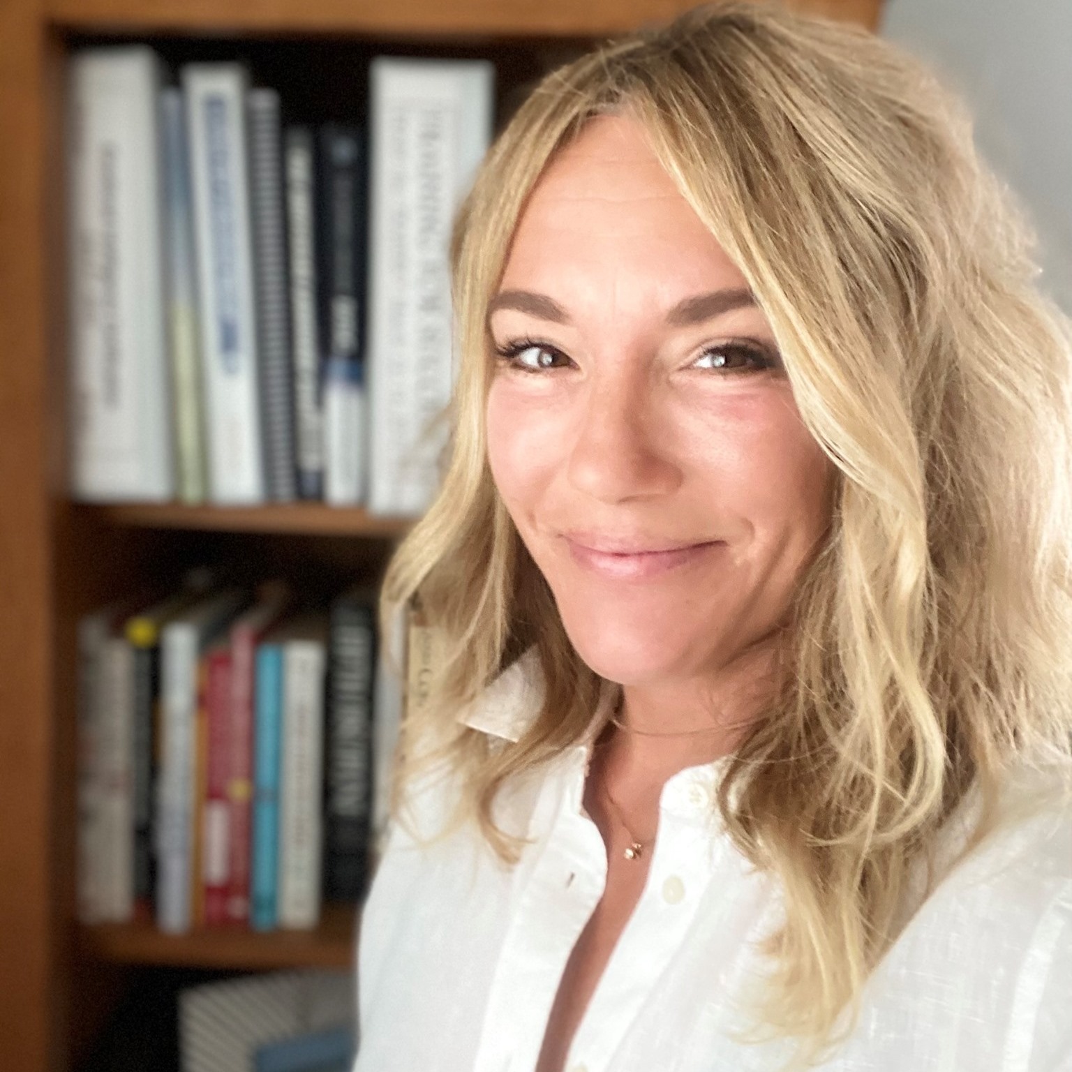 Business Performance Insights Logo & Brand Assets (SVG, PNG and vector ...