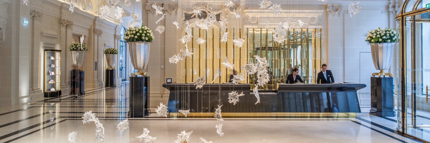 The Peninsula Hotels Logo & Brand Assets (SVG, PNG and vector) - Brandfetch