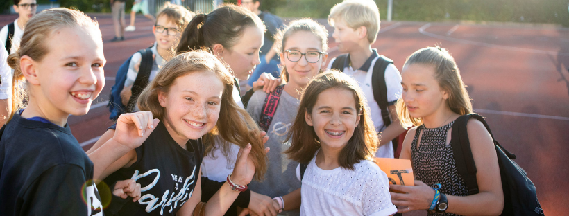 Brandfetch | Ruysschaert Logos & Brand Assets