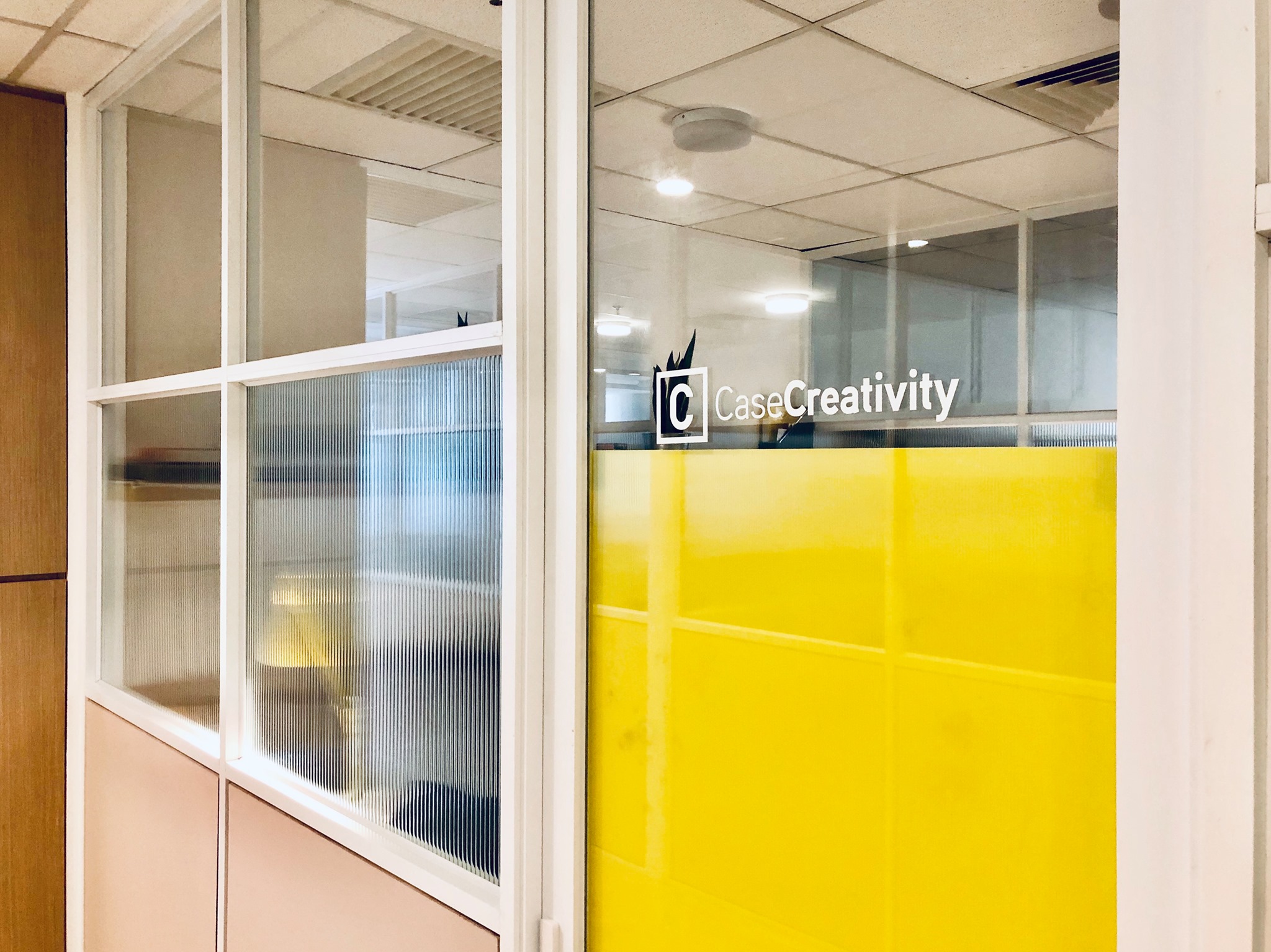 Brandfetch | Case Creativity Logos & Brand Assets