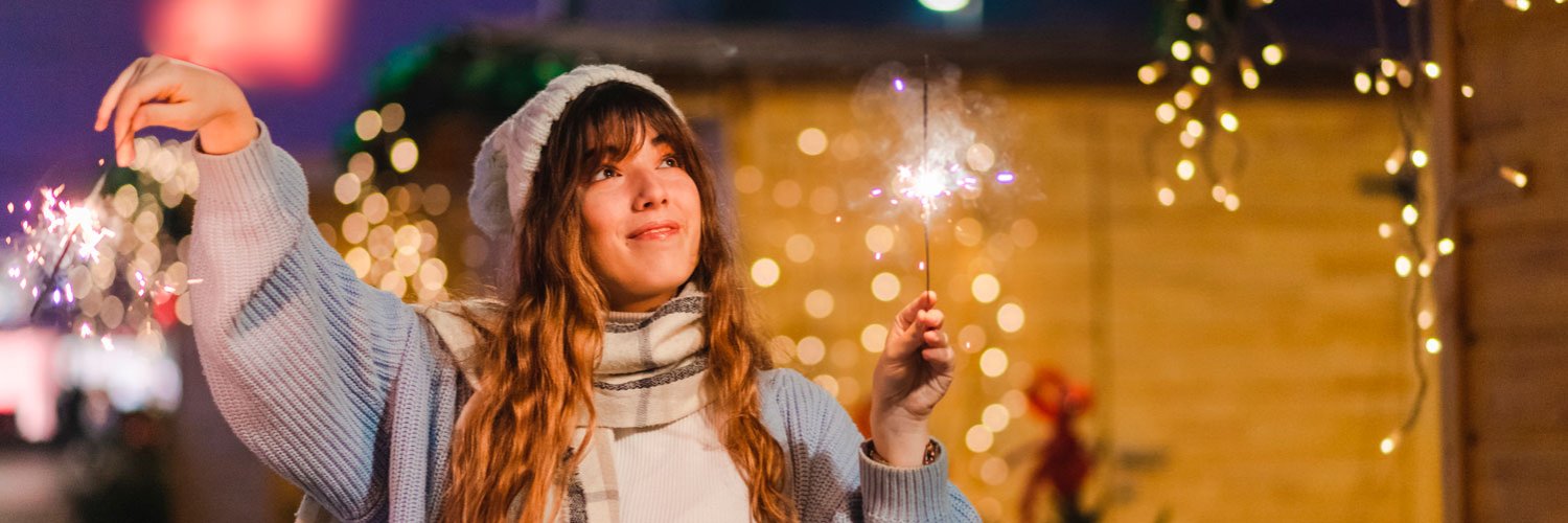 Brandfetch | Avanza Larga Distancia Logos & Brand Assets