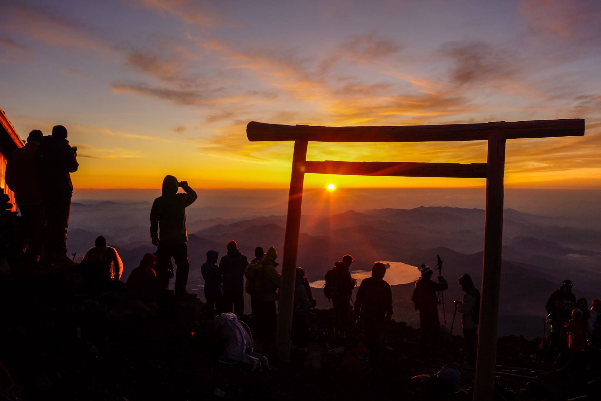 Brandfetch | Fuji Mountain Guides | Nishitokyo Logos & Brand Assets