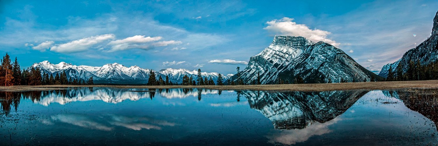 Banff Tours Logo & Brand Assets (SVG, PNG and vector) - Brandfetch