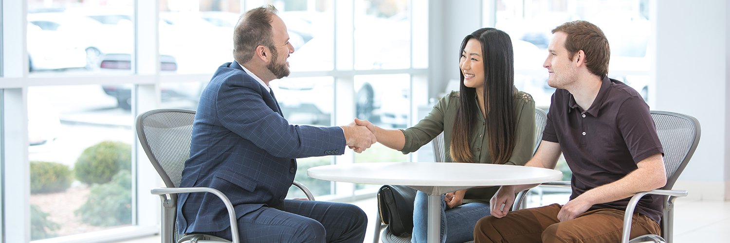 Dealertrack Logo & Brand Assets (SVG, PNG and vector) - Brandfetch