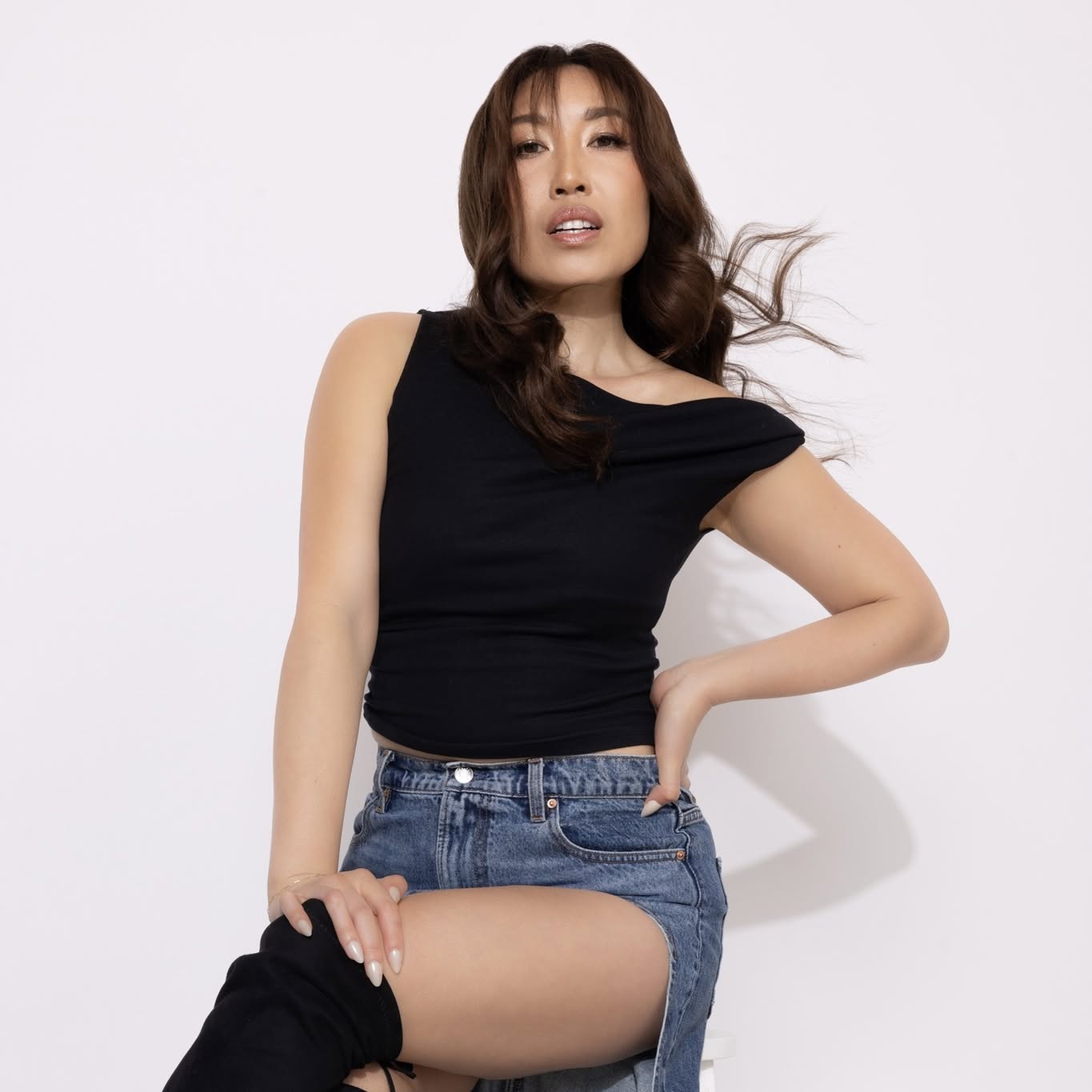 Brandfetch | Blogilates Logos & Brand Assets